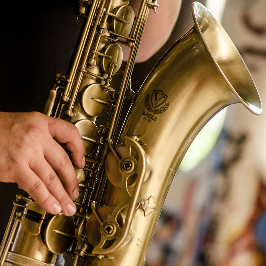TBT: Teaching the World to Play Saxophone | Side Hustle School